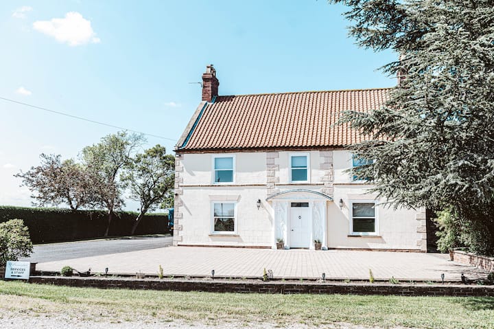 Barmbyfield House - Pocklington