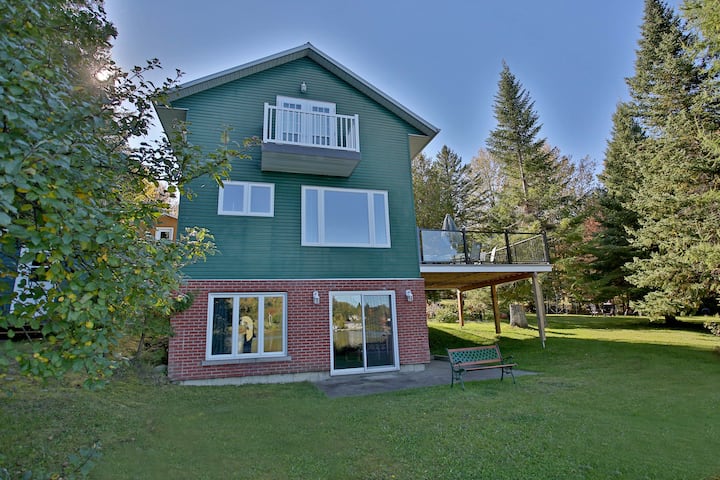 Chalet Du Ranch St-hubert - Lake Wallace, Wallace Pond