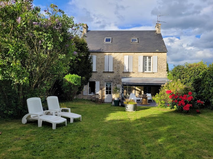 Charmante Maison En Pierre - Colleville-sur-Mer