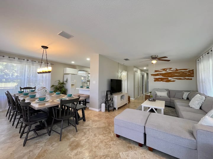 3 Min Walk To Beach-arcade-2 Living Rms-2 Kitchens - Daytona Beach Shores, FL