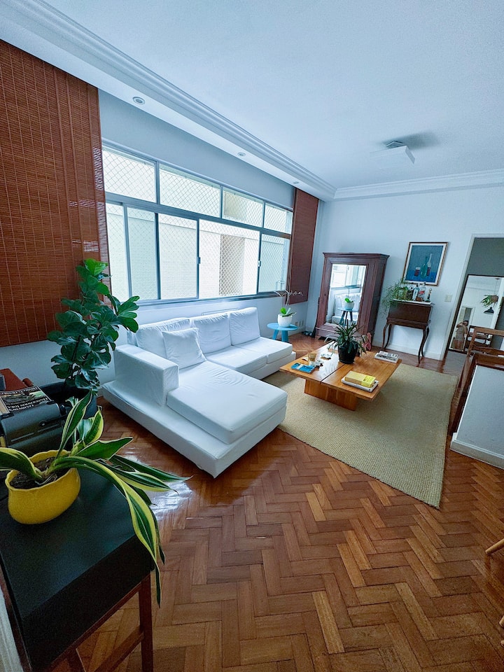 Quarto Casal Em Apartamento Charmoso Ipanema - Ipanema