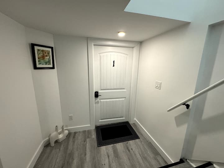 Comfortable Bachelor Unit - Fredericton