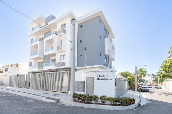 Spacious 2br Apt Family Friendly Near El Malecon - Santo Domingo