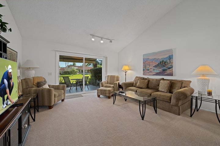 Palm Desert Resorter | Retreat To Our Paradise - Palm Desert, CA