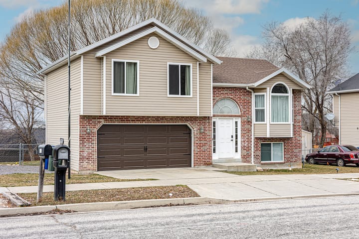 Perfect Location 3bd Fended Yard - Ogden, UT