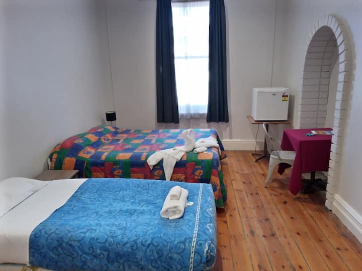 Accessible Room | Austral Inn | Quorn - Quorn