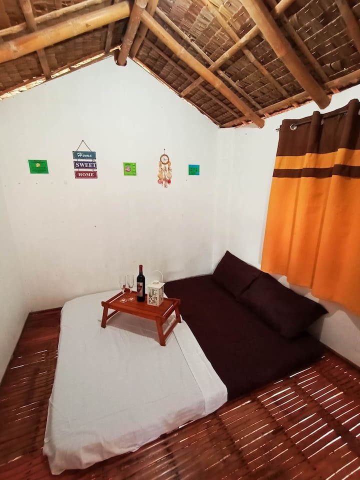 Breezy Kabana Fan Room - Calatagan