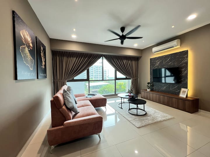 Mataking Suite1 . Ir@3br 6pax Bathtub Nearlegoland - Jurong East