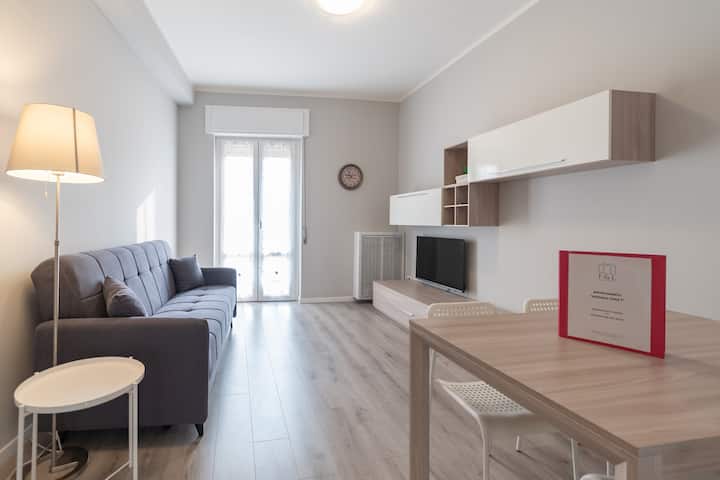 Trilocale Ospedale Civile 7 _ F&l Apartment - Brescia