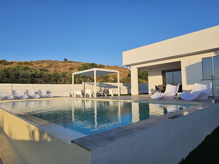 Villa Stella Luxury In Sicily,  Noleggio Auto - Balestrate