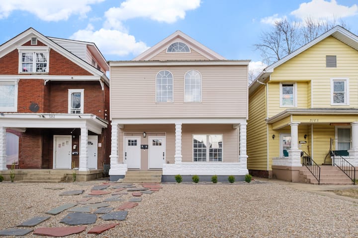 Churchill Historic Townhome - Louisville, KY