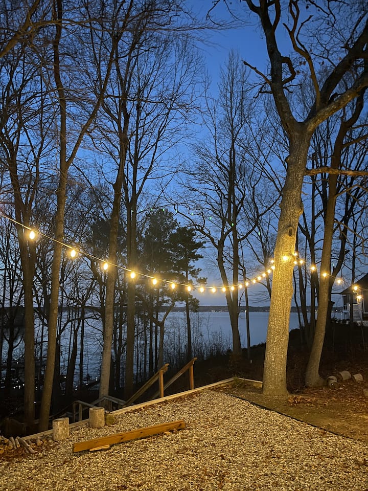 Cozy Getaway At The Lake - Littleton, NC