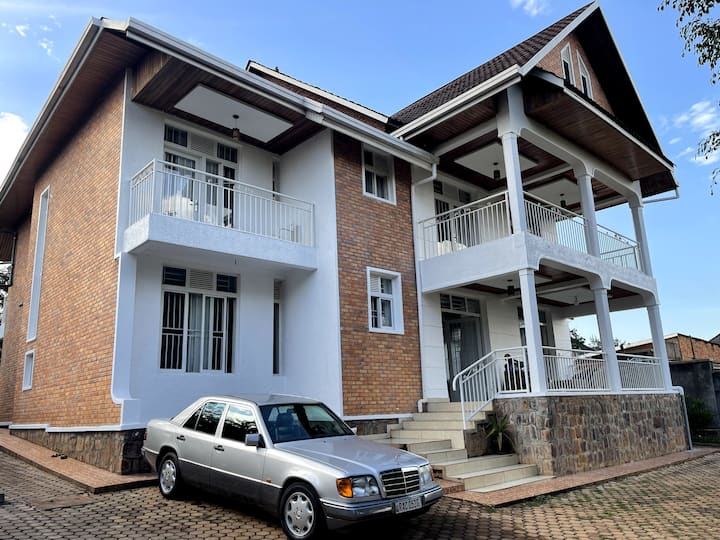 Nyota House - Peace & Comfort, 10 Mins - Airport - Kigali