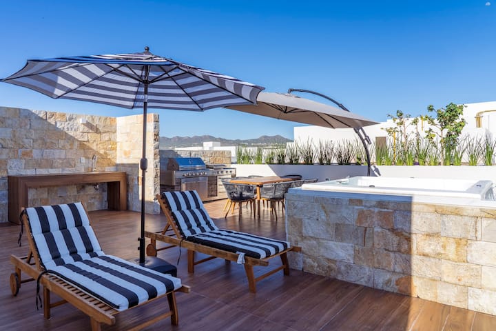 Luxury Private Rooftop Condo In Medano - Cabo San Lucas