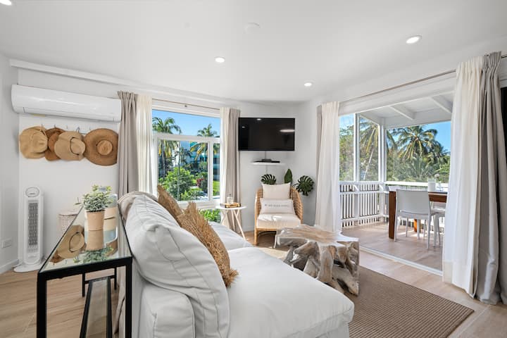 Beachy Daze | Beachfront Love Beach Studio - The Bahamas