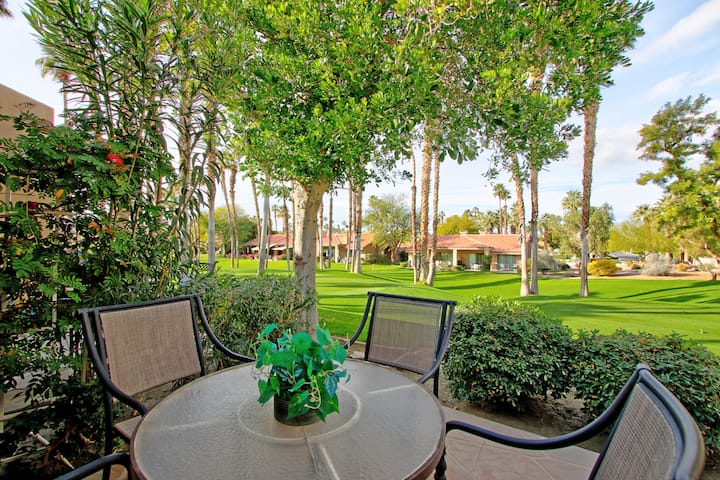 Modern Country Club Home - Indian Wells, CA