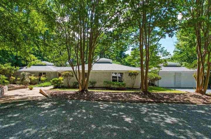 Eno’s House *New Listing* - Chapel Hill, NC