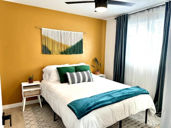 Hidden Gem Bungalow +King Bed: 2 Mi To Gaslamp/zoo - Little Italy - San Diego
