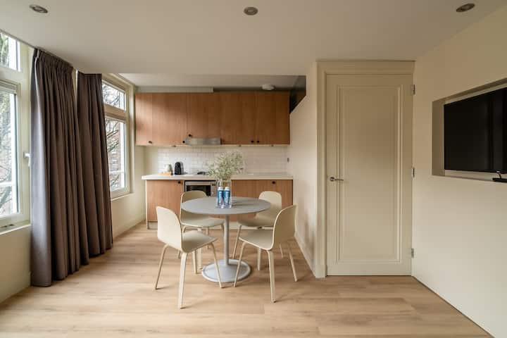 Numa | 1 Bedroom Apartment With Ac And Sofa Bed - Amstelveen
