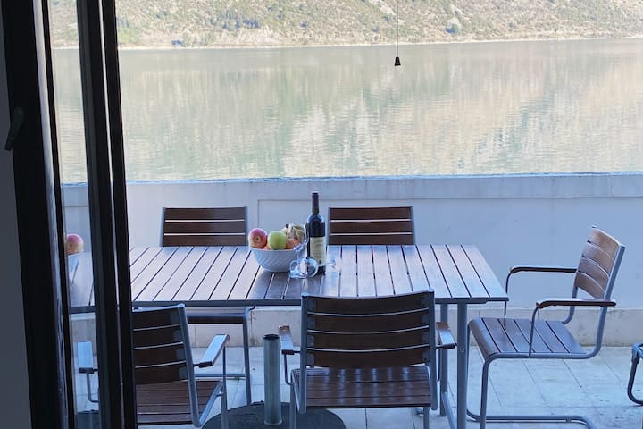 3br - First Line To The Sea - Kotor