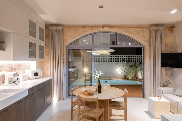 Once Upon A Home | 3br House With Pool - Chania