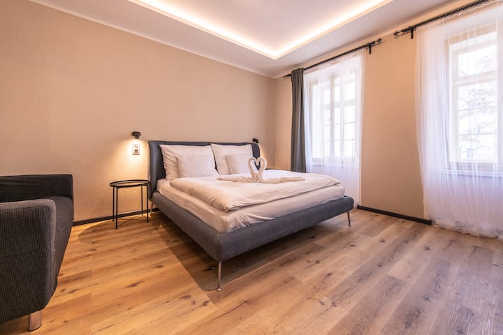 Lovely Flat In Old Monastery - Perfect For Two - Prag