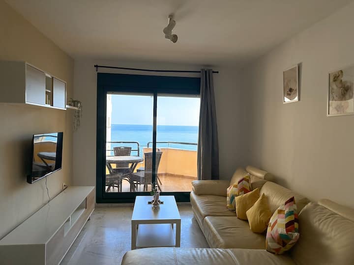 Apartment In Torrequebrada Area - Benalmádena