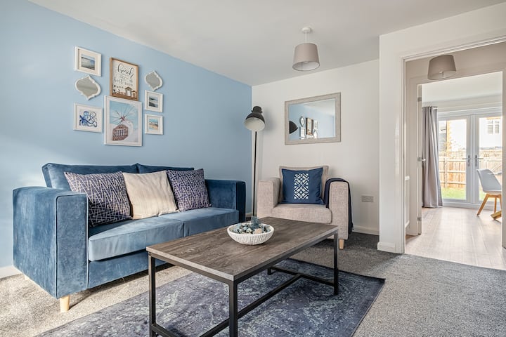 Beautiful And Modern Home. Free Parking. - Bedford