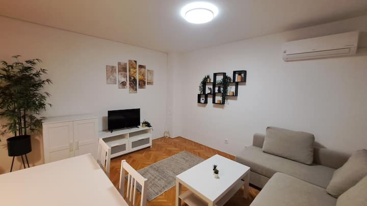 A Cozy Place In Zagreb Center - ザグレブ
