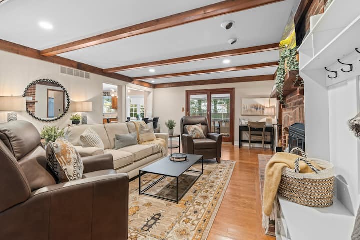 Pine Cove Retreat - 4br - Pool - New Hope, PA