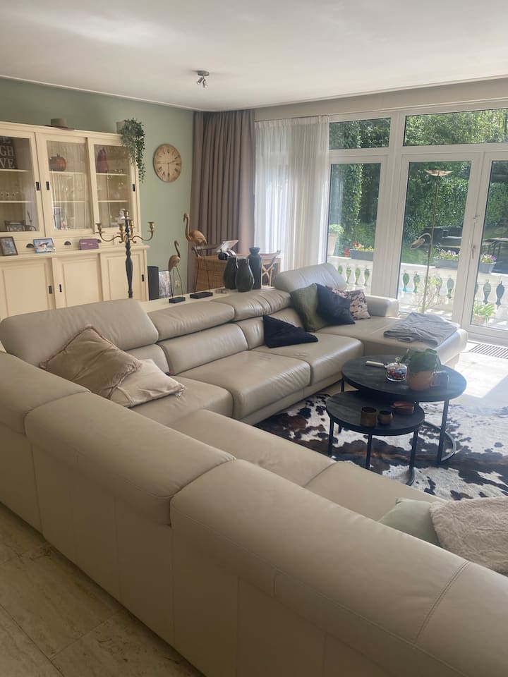 Ruime Woning Met Grote Tuin Op Het Zuiden. - Utrecht