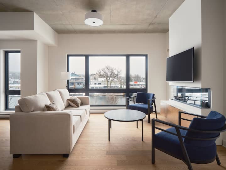 Condo De Luxe Sur La Rivière Centre-ville, Magog - Magog