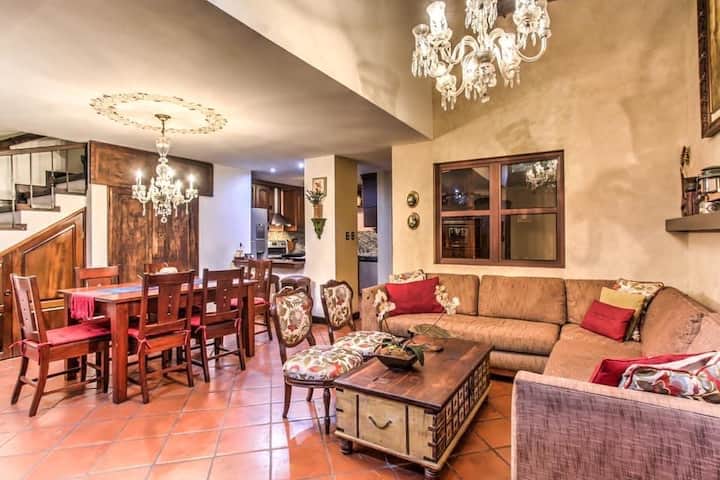 Spectacular Villa In Antigua - Antigua Guatemala