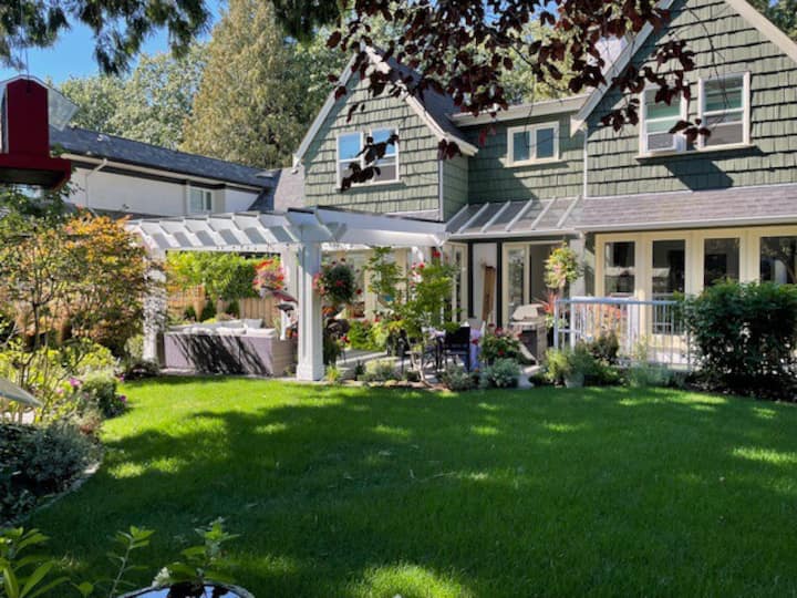 The Secret Garden - Vancouver