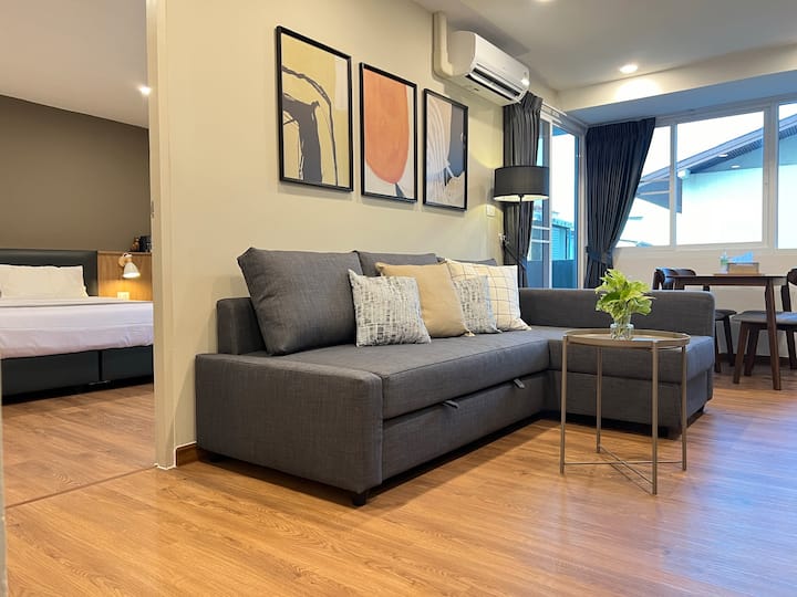 Modern 1bedroom /Fast Wifi- Mrt Sutthisarn (203) - Bangkok