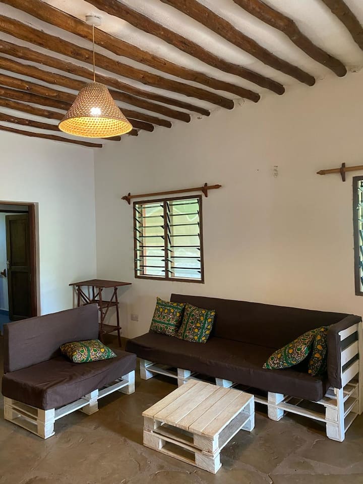 Divers House In Galu - Diani Beach
