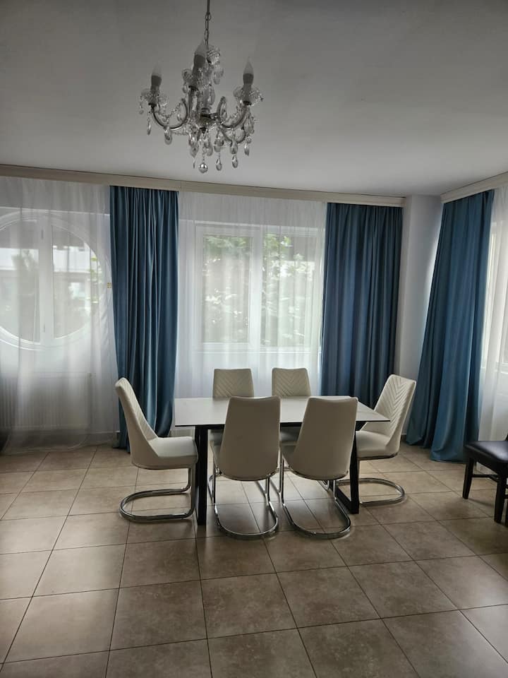 Monaco Summerland Rentals - Constanța