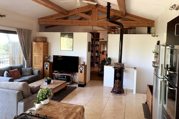 Wing Of Villa With Shared Pool & Great Views - Le Thoronet