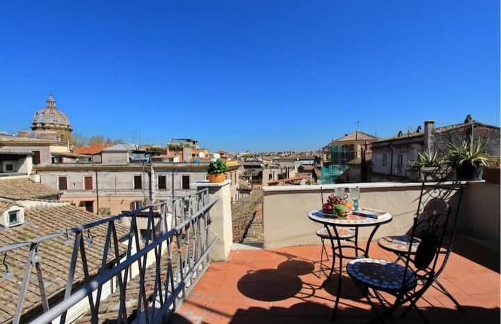 Place Venezia Lumineux Terrasse Avec Une Belle Vue - Roma