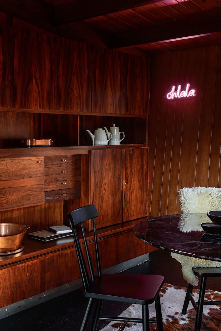 Cosy 70s Cabin With Sauna And A Beautiful View - Dinant