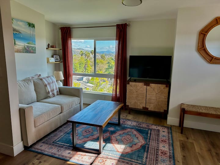 Apt With View And Office Space - Lakeside, CA