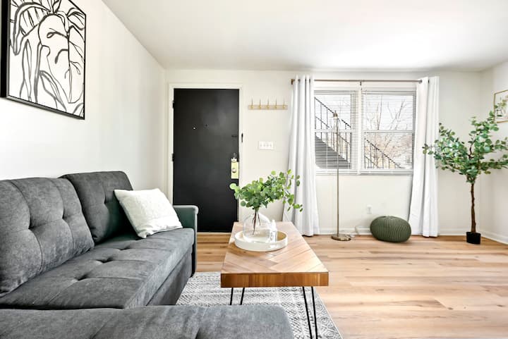 Simple Old North 1bd Near High Street - Columbus, OH