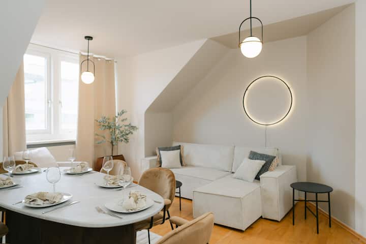 Comfy Apt For 4-6 | 5 Min To Center, Free Parking - 빈
