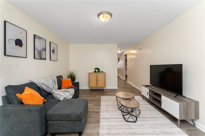 Spacious 2br/1 Ba Apt By Convention Ctr & Downtown - 프로비던스
