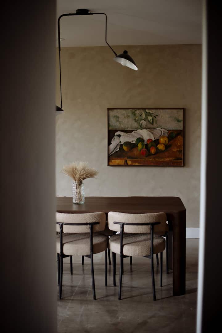 Cozy Charm In West Hollywood - West Hollywood