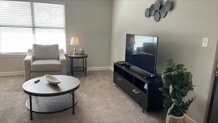 Charming 2 Br In Newport News - Newport News