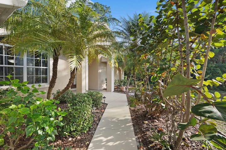 Floridian Paradise Escape - 노스 포트