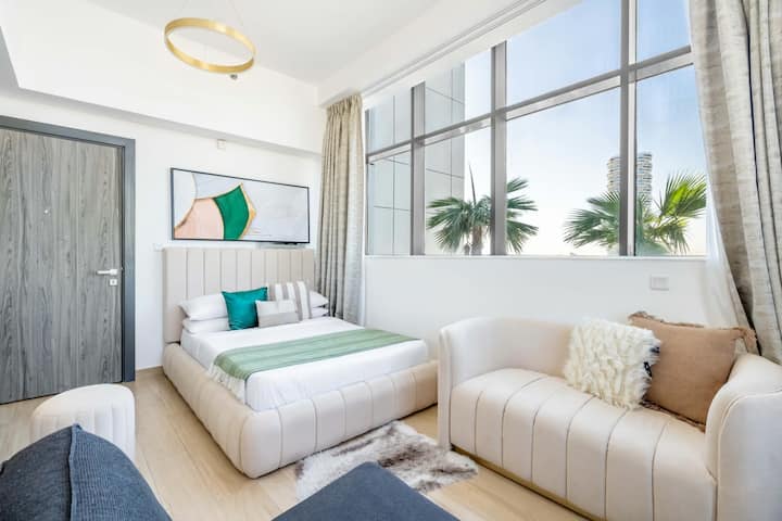 Holiday Studio In Jvc 2408, Dubai - Dubai