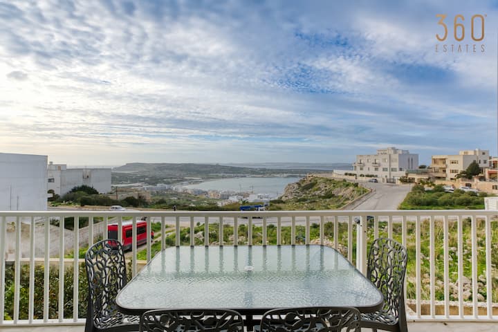 Top Of The World 2br Home With Spectacular Views. - Malta