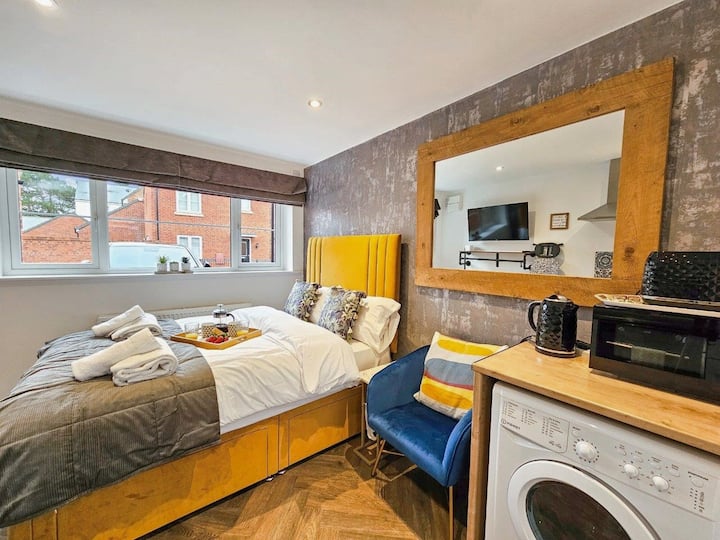 Cobblestone Studio By Fortuna Property - Cheltenham